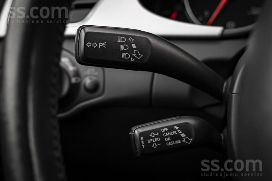 Black Audi A4 2010 in Riga, with an engine capacity of 3.00 L and mileage of 379 thousand km for 6950 €, photo 18 on AUTOMOTO.COM.LV
