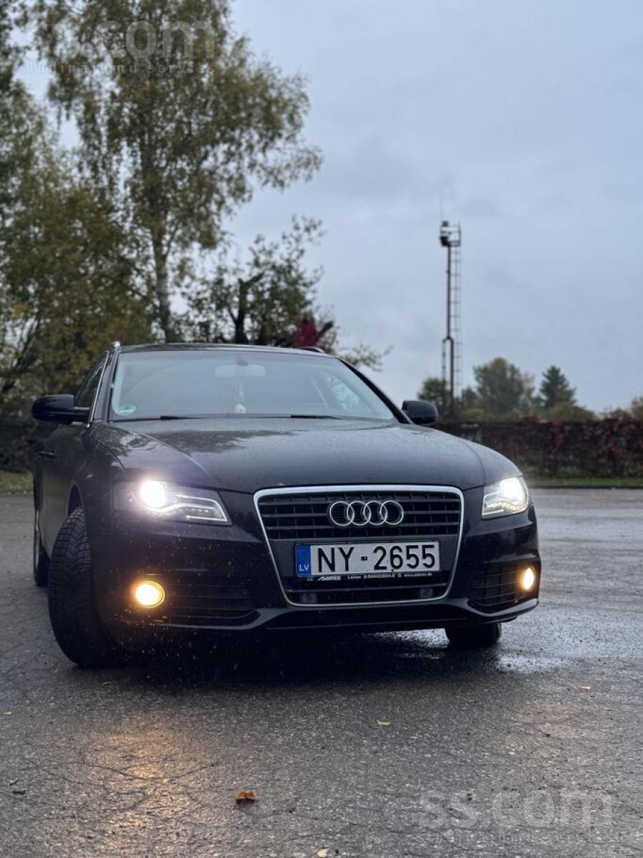 Melns Audi A4 2010 Ogre, ar dzinēja tilpumu 2.00 L un nobraukumu 248 tūkst. km par 4800 €, foto 1 vietnē AUTOMOTO.COM.LV