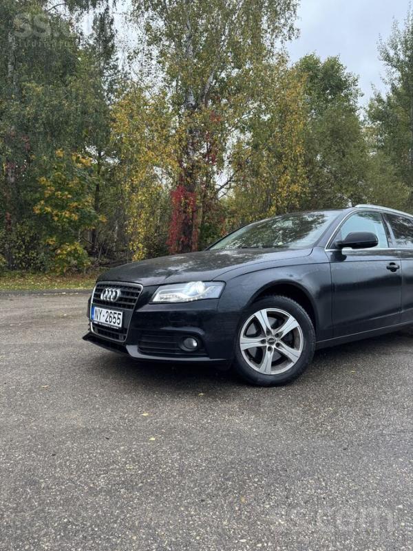 Melns Audi A4 2010 Ogre, ar dzinēja tilpumu 2.00 L un nobraukumu 248 tūkst. km par 4800 €, foto 3 vietnē AUTOMOTO.COM.LV