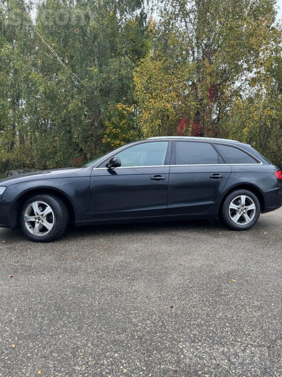 Melns Audi A4 2010 Ogre, ar dzinēja tilpumu 2.00 L un nobraukumu 248 tūkst. km par 4800 €, foto 6 vietnē AUTOMOTO.COM.LV