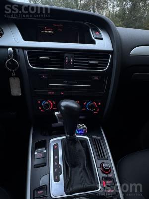 Melns Audi A4 2010 Ogre, ar dzinēja tilpumu 2.00 L un nobraukumu 248 tūkst. km par 4800 €, foto 13 vietnē AUTOMOTO.COM.LV