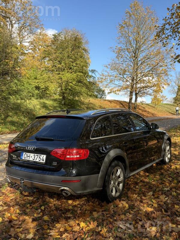 Melns Audi A4 2010 Saldus, ar dzinēja tilpumu 3.00 L un nobraukumu 337 tūkst. km par 6999 €, foto 5 vietnē AUTOMOTO.COM.LV