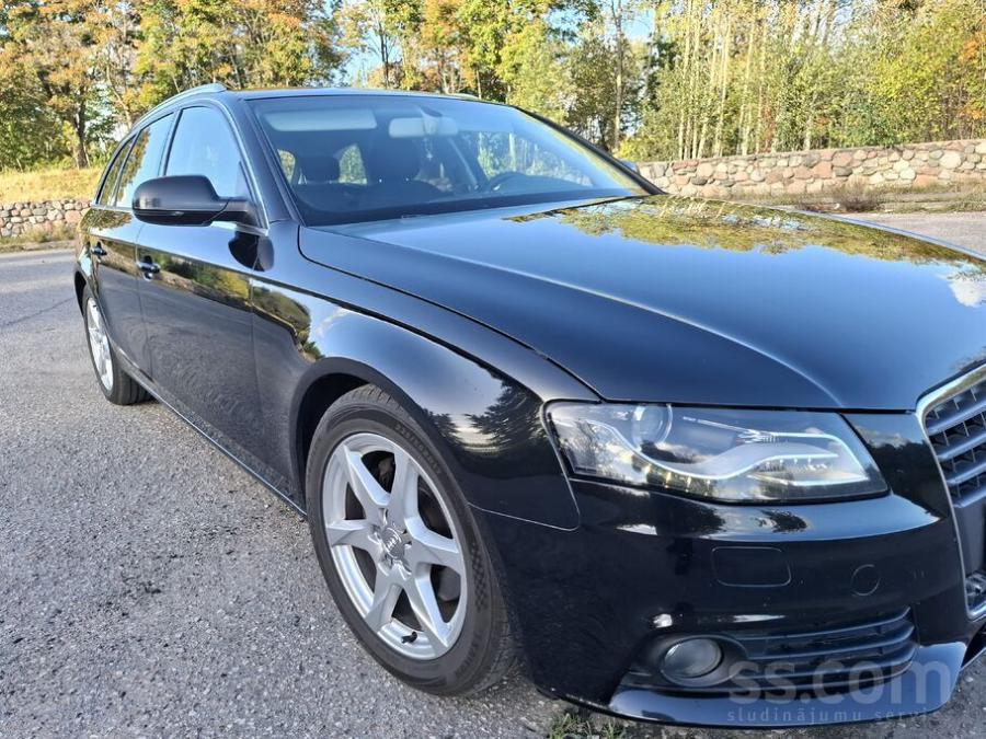 Black Audi A4 2010 in Talsi, with an engine capacity of 2.00 L and mileage of 305 thousand km for 5900 €, photo 4 on AUTOMOTO.COM.LV