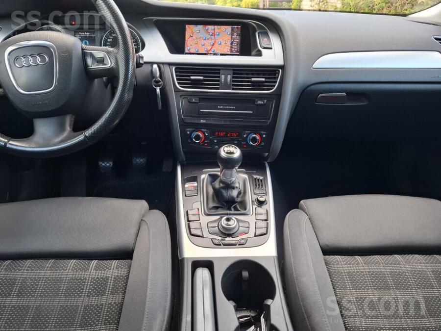 Black Audi A4 2010 in Talsi, with an engine capacity of 2.00 L and mileage of 305 thousand km for 5900 €, photo 11 on AUTOMOTO.COM.LV