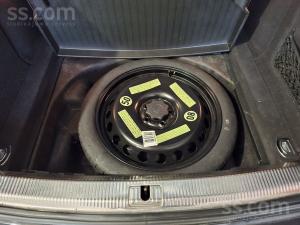 Black Audi A4 2010 in Talsi, with an engine capacity of 2.00 L and mileage of 305 thousand km for 5900 €, photo 13 on AUTOMOTO.COM.LV