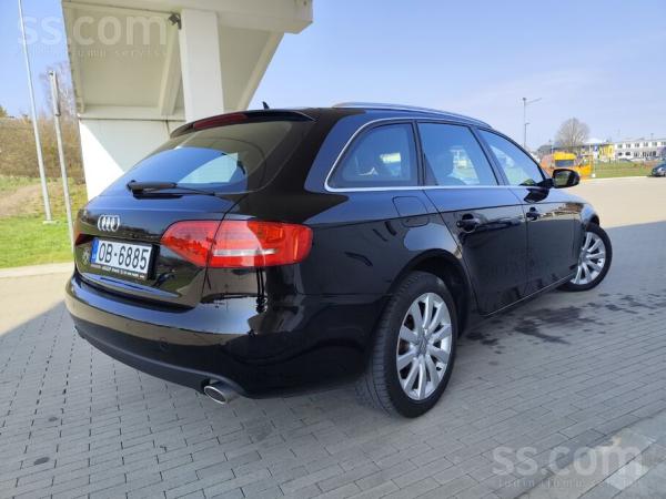Melns Audi A4 2011 Rēzekne, ar dzinēja tilpumu 2.70 L un nobraukumu 0 tūkst. km par 6300 €, foto 8 vietnē AUTOMOTO.COM.LV