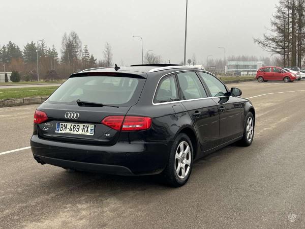 Black Audi A4 2011 in Panevezys, with an engine capacity of 1.97 L and mileage of 306 thousand km for 4490 €, photo 5 on AUTOMOTO.COM.LV