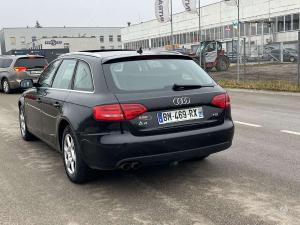 Black Audi A4 2011 in Panevezys, with an engine capacity of 1.97 L and mileage of 306 thousand km for 4490 €, photo 6 on AUTOMOTO.COM.LV