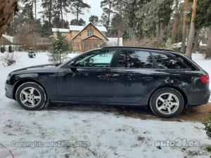 Black Audi A4 2011 in Tallinn, with an engine capacity of 2.00 L and mileage of 294 thousand km for 4000 €, photo 3 on AUTOMOTO.COM.LV