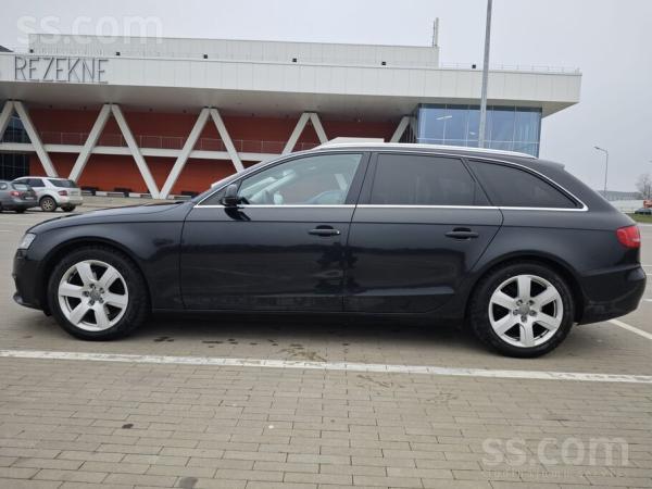 Melns Audi A4 2011 Rēzekne, ar dzinēja tilpumu 2.00 L un nobraukumu 302 tūkst. km par 5000 €, foto 3 vietnē AUTOMOTO.COM.LV