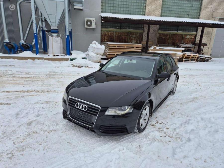 Melns Audi A4 2011 Panevēža, ar dzinēja tilpumu 2.00 L un nobraukumu 224 tūkst. km par 5299 €, foto 12 vietnē AUTOMOTO.COM.LV