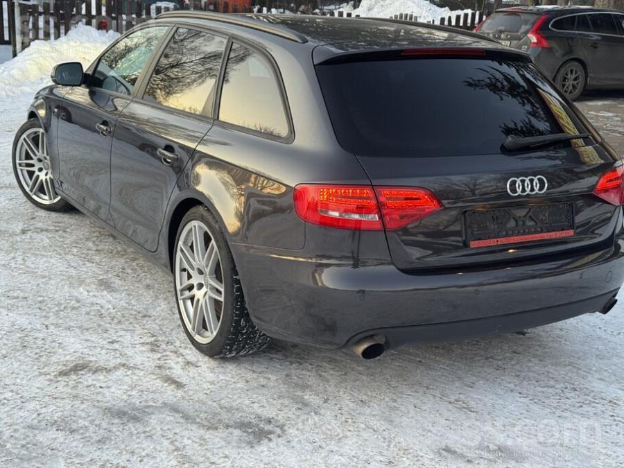 Black Audi A4 2011 in Riga, with an engine capacity of 2.00 L and mileage of 189 thousand km for 9750 €, photo 3 on AUTOMOTO.COM.LV