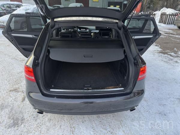 Black Audi A4 2011 in Riga, with an engine capacity of 2.00 L and mileage of 189 thousand km for 9750 €, photo 8 on AUTOMOTO.COM.LV
