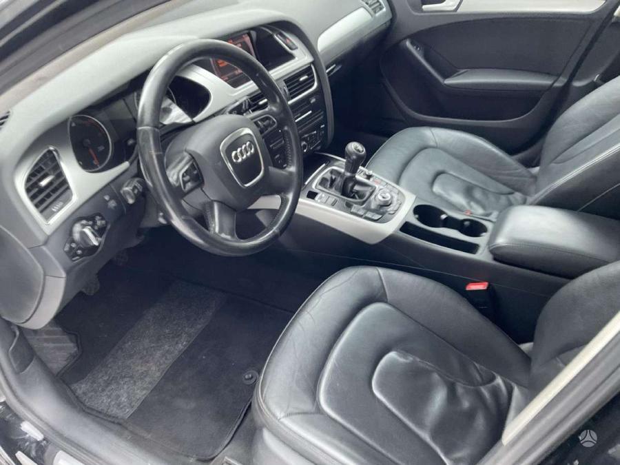 Melns Audi A4 2011 Pasvalys, ar dzinēja tilpumu 1.97 L un nobraukumu 256 tūkst. km par 5400 €, foto 9 vietnē AUTOMOTO.COM.LV
