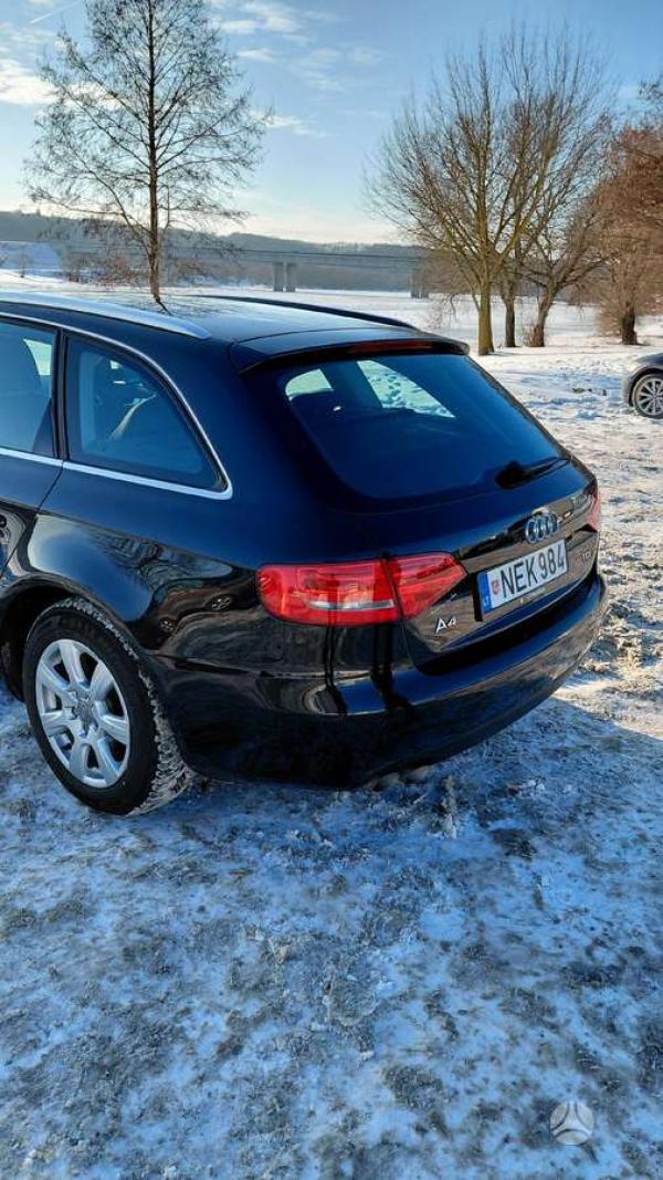 Black Audi A4 2011 in Kaunas, with an engine capacity of 1.97 L and mileage of 273 thousand km for 6200 €, photo 3 on AUTOMOTO.COM.LV
