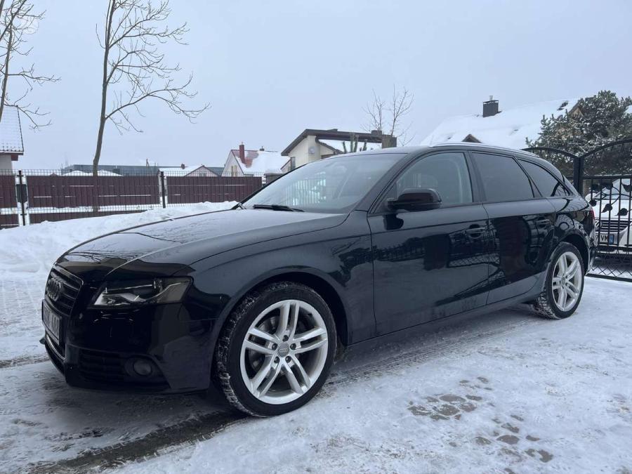 Black Audi A4 2011 in Siauliai, with an engine capacity of 1.97 L and mileage of 259 thousand km for 5350 €, photo 1 on AUTOMOTO.COM.LV