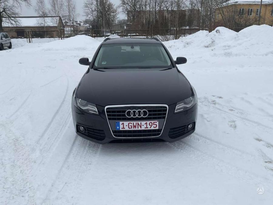 Melns Audi A4 2011 Pasvalys, ar dzinēja tilpumu 1.97 L un nobraukumu 287 tūkst. km par 5200 €, foto 3 vietnē AUTOMOTO.COM.LV