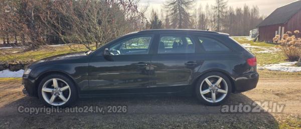Melns Audi A4 2011 Tallina, ar dzinēja tilpumu 2.00 L un nobraukumu 362 tūkst. km par 4500 €, foto 3 vietnē AUTOMOTO.COM.LV