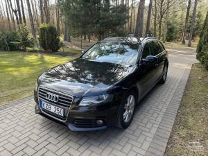 Melns Audi A4 2011 Kauņa, ar dzinēja tilpumu 2.00 L un nobraukumu 353 tūkst. km par 5000 €, foto 4 vietnē AUTOMOTO.COM.LV