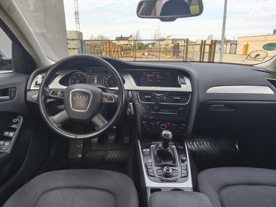 Melns Audi A4 2011 Jurbarkas, ar dzinēja tilpumu 2.00 L un nobraukumu 295 tūkst. km par 4600 €, foto 11 vietnē AUTOMOTO.COM.LV
