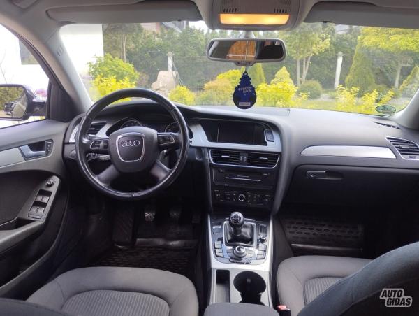 Melns Audi A4 2011 Mažeikiai, ar dzinēja tilpumu 2.00 L un nobraukumu 318 tūkst. km par 4200 €, foto 7 vietnē AUTOMOTO.COM.LV