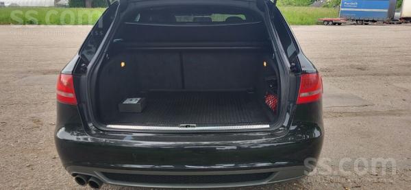 Black Audi A4 2011 in Valmiera, with an engine capacity of 2.00 L and mileage of 347 thousand km for 7900 €, photo 9 on AUTOMOTO.COM.LV