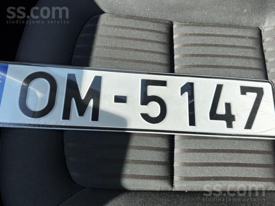 Melns Audi A4 2011 Rēzekne, ar dzinēja tilpumu 2.00 L un nobraukumu 311 tūkst. km par 6300 €, foto 13 vietnē AUTOMOTO.COM.LV