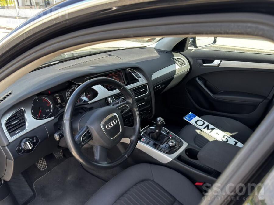 Melns Audi A4 2011 Rēzekne, ar dzinēja tilpumu 2.00 L un nobraukumu 311 tūkst. km par 6300 €, foto 16 vietnē AUTOMOTO.COM.LV