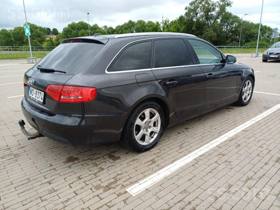 Melns Audi A4 2011 Rēzekne, ar dzinēja tilpumu 2.00 L un nobraukumu 361 tūkst. km par 4800 €, foto 4 vietnē AUTOMOTO.COM.LV