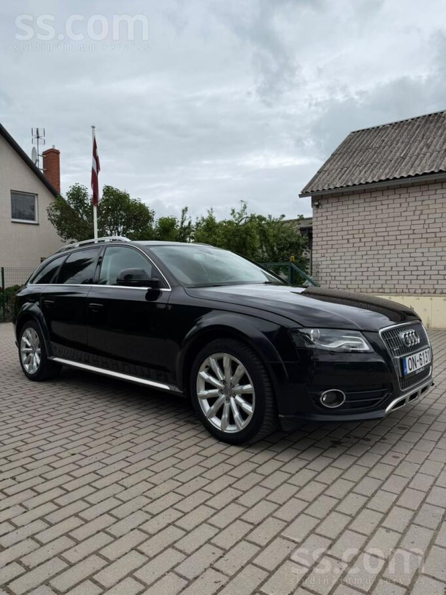 Black Audi A4 2011 in Bauska, with an engine capacity of 3.00 L and mileage of 228 thousand km for 7999 €, photo 5 on AUTOMOTO.COM.LV