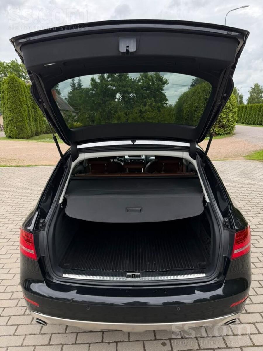 Black Audi A4 2011 in Bauska, with an engine capacity of 3.00 L and mileage of 228 thousand km for 7999 €, photo 8 on AUTOMOTO.COM.LV