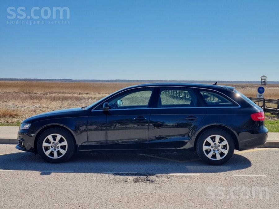 Melns Audi A4 2011 Liepāja, ar dzinēja tilpumu 2.00 L un nobraukumu 400 tūkst. km par 4100 €, foto 3 vietnē AUTOMOTO.COM.LV