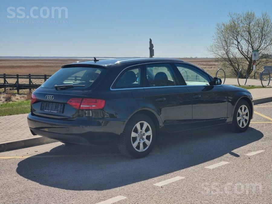 Melns Audi A4 2011 Liepāja, ar dzinēja tilpumu 2.00 L un nobraukumu 400 tūkst. km par 4100 €, foto 5 vietnē AUTOMOTO.COM.LV