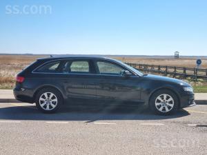 Melns Audi A4 2011 Liepāja, ar dzinēja tilpumu 2.00 L un nobraukumu 400 tūkst. km par 4100 €, foto 6 vietnē AUTOMOTO.COM.LV