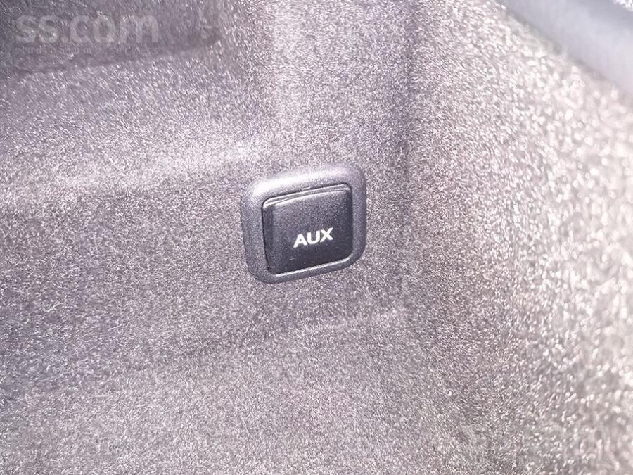 Black Audi A4 2011 in Riga, with an engine capacity of 1.80 L and mileage of 179 thousand km for 6200 €, photo 17 on AUTOMOTO.COM.LV
