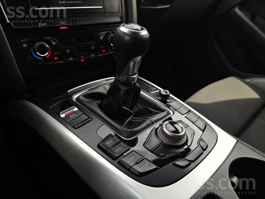 Black Audi A4 2011 in Riga, with an engine capacity of 2.00 L and mileage of 238 thousand km for 8900 €, photo 14 on AUTOMOTO.COM.LV