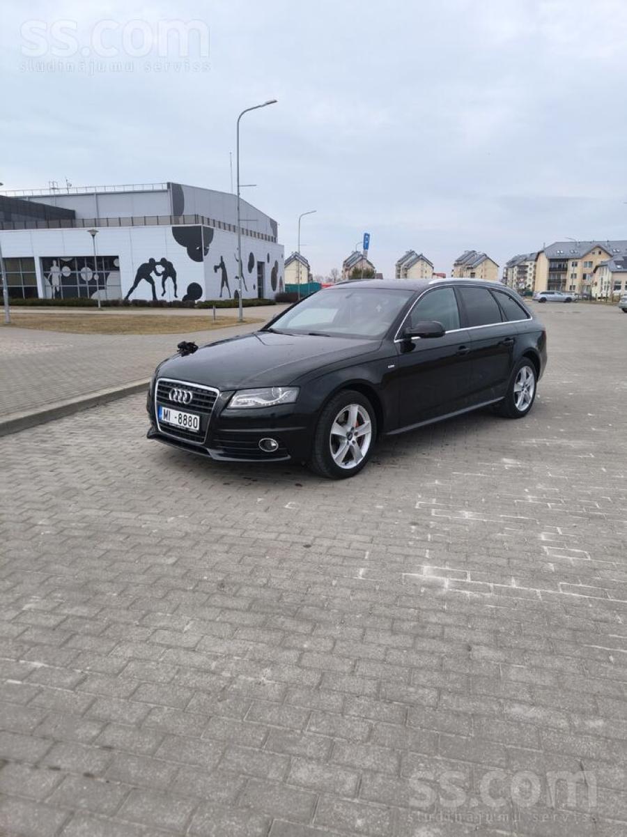 Black Audi A4 2011 in Riga, with an engine capacity of 2.70 L and mileage of 350 thousand km for 6800 €, photo 11 on AUTOMOTO.COM.LV