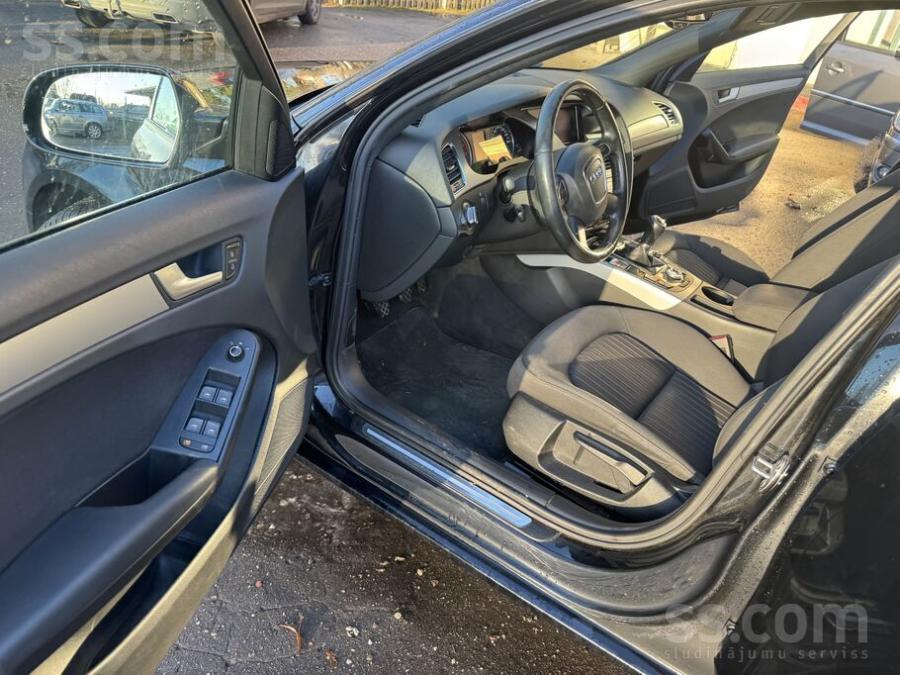 Melns Audi A4 2011 Rīga, ar dzinēja tilpumu 2.00 L un nobraukumu 215 tūkst. km par 6750 €, foto 15 vietnē AUTOMOTO.COM.LV