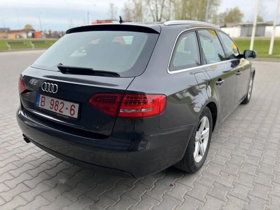 Black Audi A4 2011 in Jekabpils, with an engine capacity of 1.80 L and mileage of 321 thousand km for 6500 €, photo 7 on AUTOMOTO.COM.LV