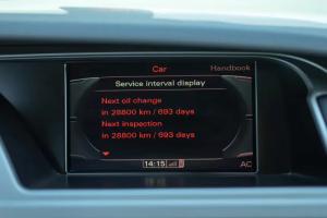 Black Audi A4 2011 in Liepaja, with an engine capacity of 2.70 L and mileage of 336 thousand km for 6900 €, photo 27 on AUTOMOTO.COM.LV