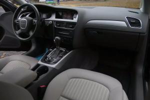 Black Audi A4 2011 in Riga, with an engine capacity of 2.70 L and mileage of 297 thousand km for 5390 €, photo 13 on AUTOMOTO.COM.LV