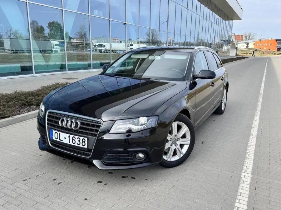 Black Audi A4 2011 in Rezekne, with an engine capacity of 2.00 L and mileage of 297 thousand km for 6700 €, photo 1 on AUTOMOTO.COM.LV