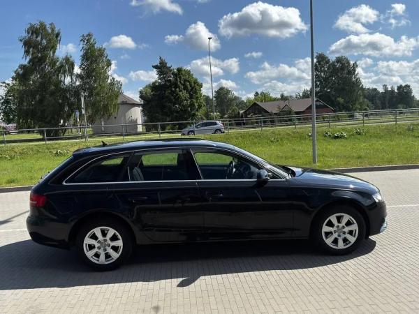 Black Audi A4 2011 in Rezekne, with an engine capacity of 2.00 L and mileage of 311 thousand km for 6300 €, photo 4 on AUTOMOTO.COM.LV