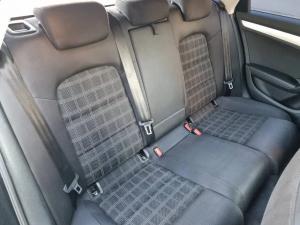 Melns Audi A4 2011 Jēkabpils, ar dzinēja tilpumu 2.00 L un nobraukumu 303 tūkst. km par 6100 €, foto 22 vietnē AUTOMOTO.COM.LV