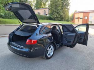 Melns Audi A4 2011 Jēkabpils, ar dzinēja tilpumu 2.00 L un nobraukumu 303 tūkst. km par 6100 €, foto 24 vietnē AUTOMOTO.COM.LV