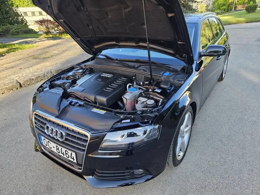 Melns Audi A4 2011 Jēkabpils, ar dzinēja tilpumu 2.00 L un nobraukumu 284 tūkst. km par 6290 €, foto 12 vietnē AUTOMOTO.COM.LV