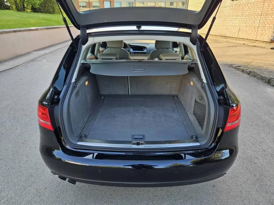 Melns Audi A4 2011 Jēkabpils, ar dzinēja tilpumu 2.00 L un nobraukumu 284 tūkst. km par 6290 €, foto 18 vietnē AUTOMOTO.COM.LV