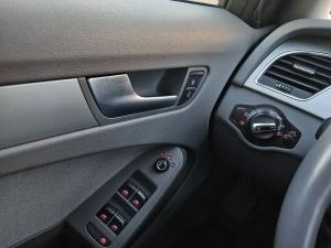 Melns Audi A4 2011 Jēkabpils, ar dzinēja tilpumu 2.00 L un nobraukumu 284 tūkst. km par 6290 €, foto 33 vietnē AUTOMOTO.COM.LV