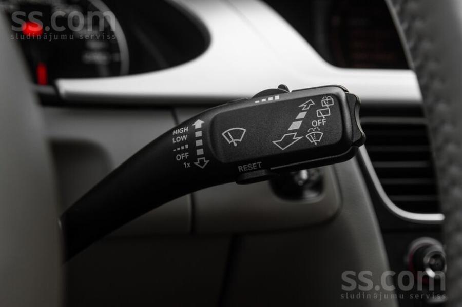 Melns Audi A4 2011 Rīga, ar dzinēja tilpumu 2.00 L un nobraukumu 247 tūkst. km par 7990 €, foto 24 vietnē AUTOMOTO.COM.LV