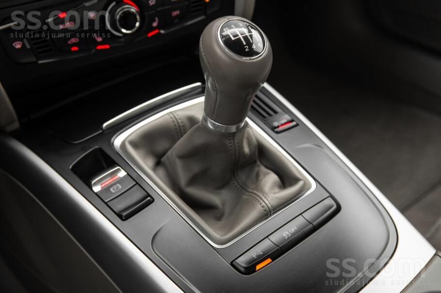 Melns Audi A4 2011 Rīga, ar dzinēja tilpumu 2.00 L un nobraukumu 247 tūkst. km par 7990 €, foto 25 vietnē AUTOMOTO.COM.LV